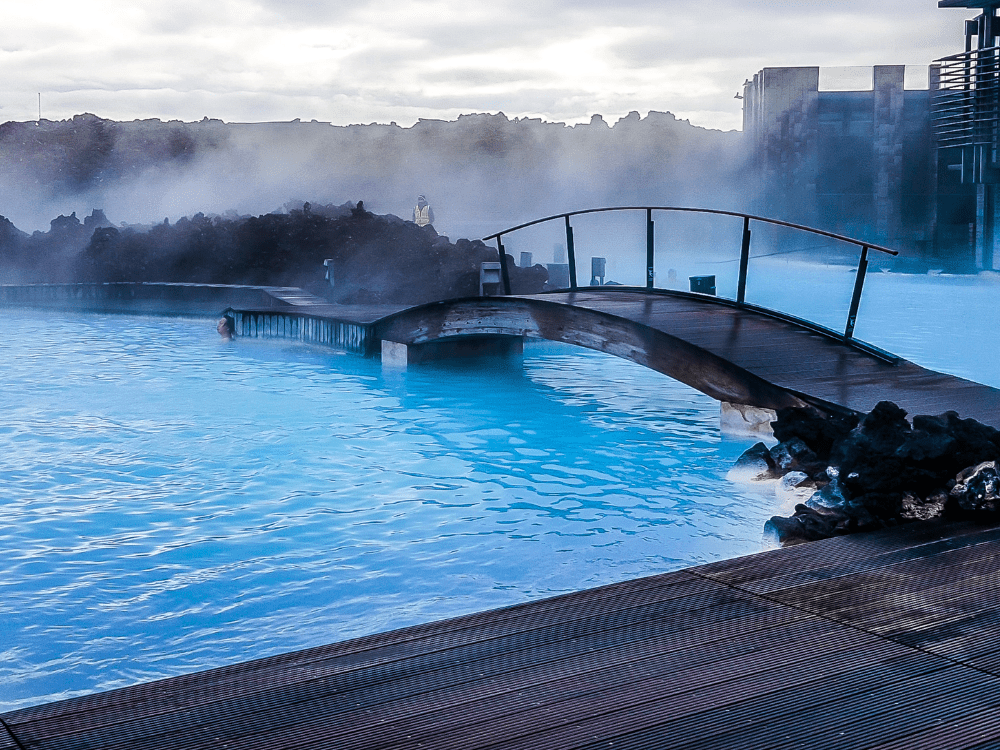 Iceland Lagoon Etiquette: What You Need to Know - The Common Traveler