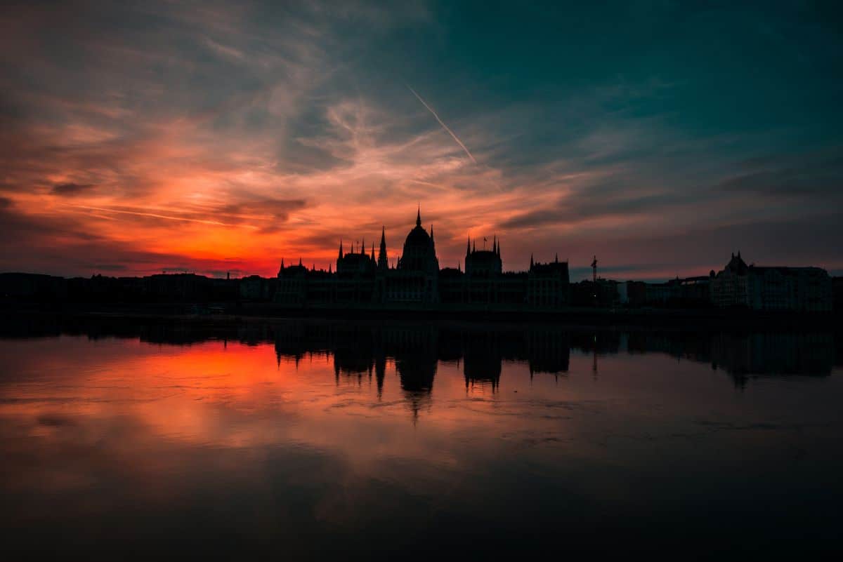 Budapest's 10 Best Sunset Spots - The Common Traveler