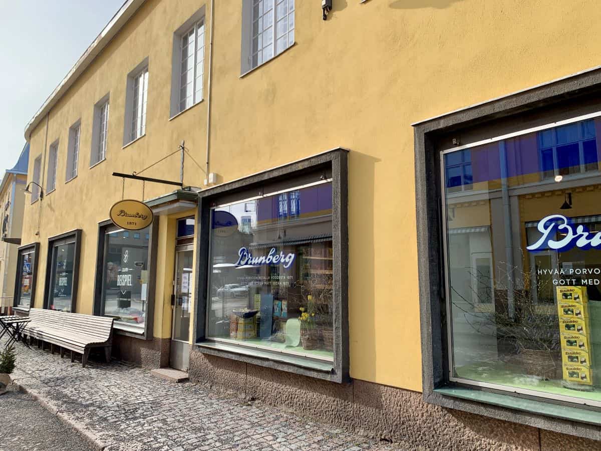 Porvoo Day Trip From Helsinki - The Common Traveler