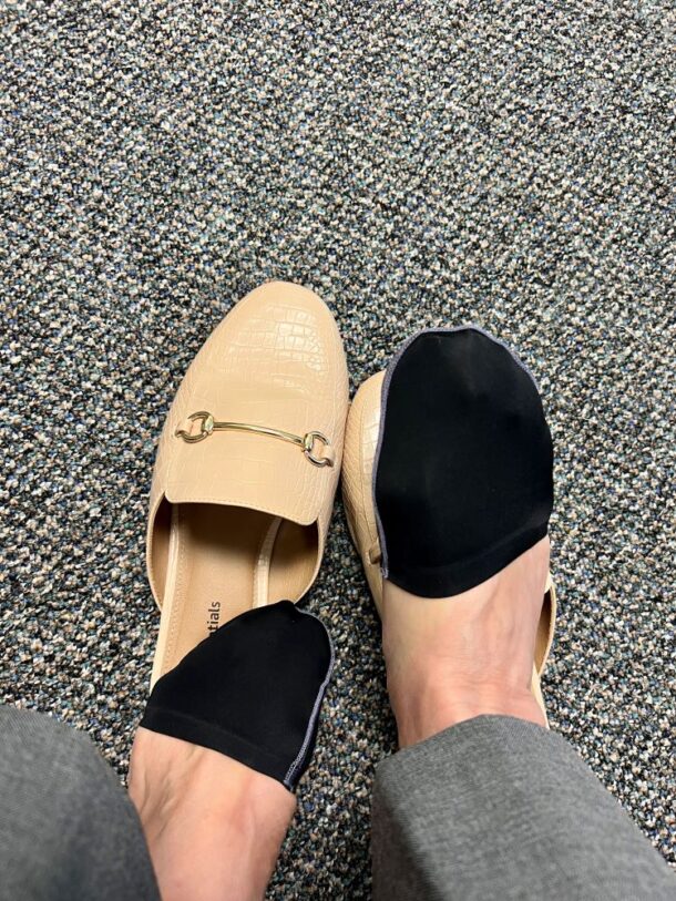 Review of Sheec Socks for Wide Feet - The Common Traveler