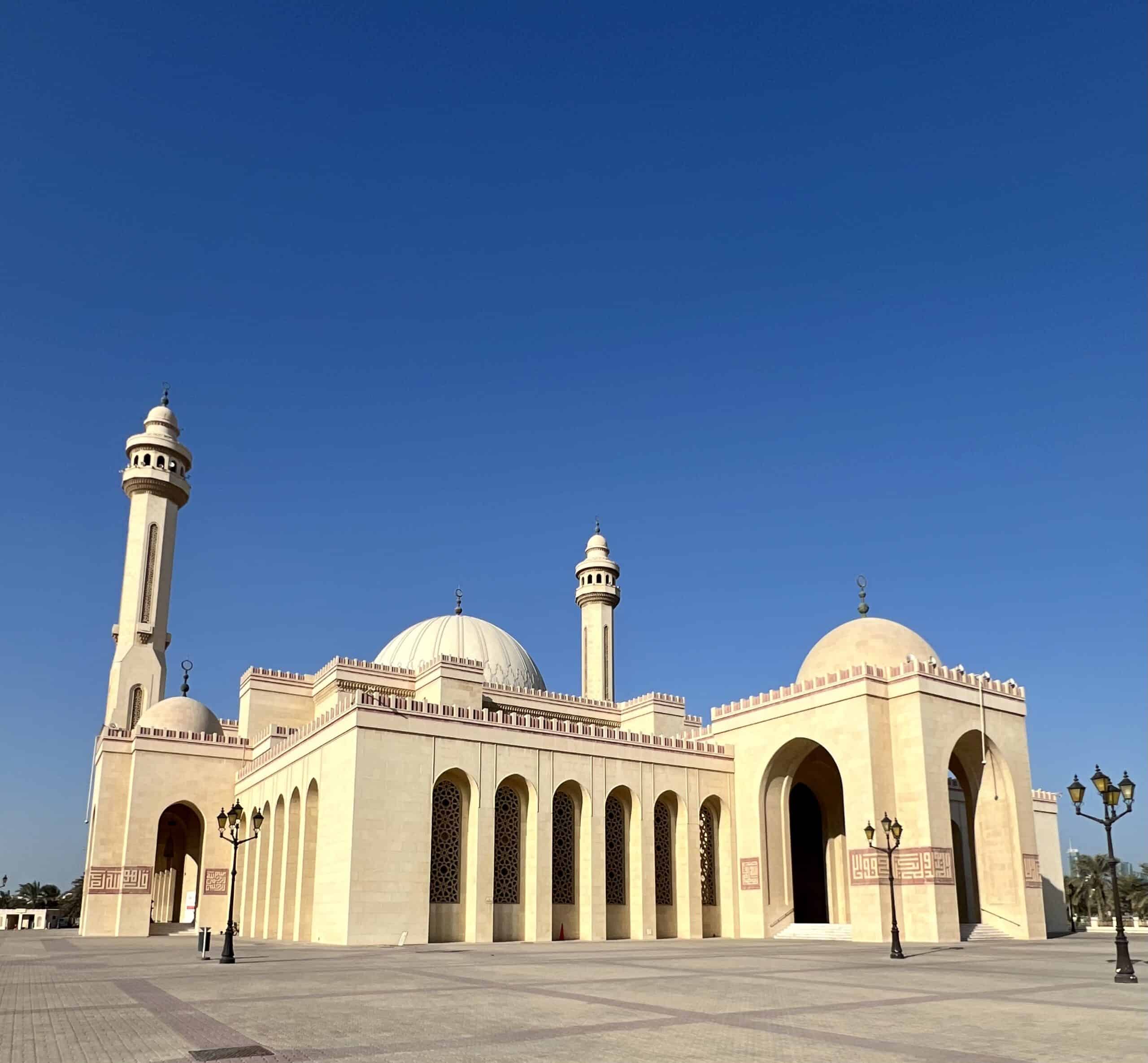 24 Hours in Bahrain Itinerary - What to See and Do - The Common Traveler